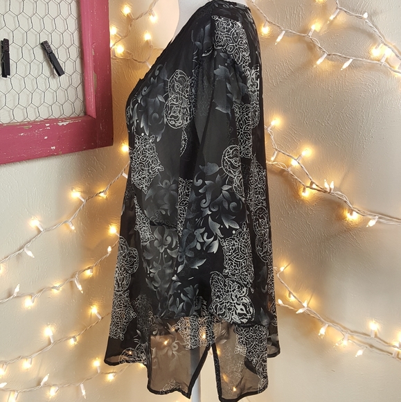 Fashion Bug | Tops | Fashion Bug Sheer Floral Blouse S22242x3x | Poshmark